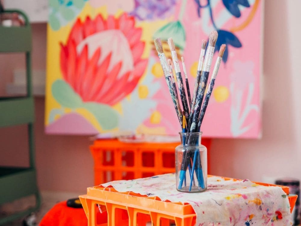 Colour pop fun with newcomer artist Anna Egberts | Style Curator