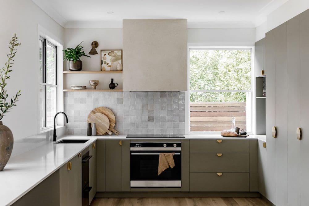 Colour crush: Gorgeous green kitchens | Style Curator